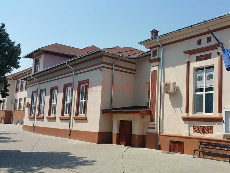 Olt: Elevii Şcolii Gimnazială Nr. 2 din Caracal au trăit bucuria de a ...