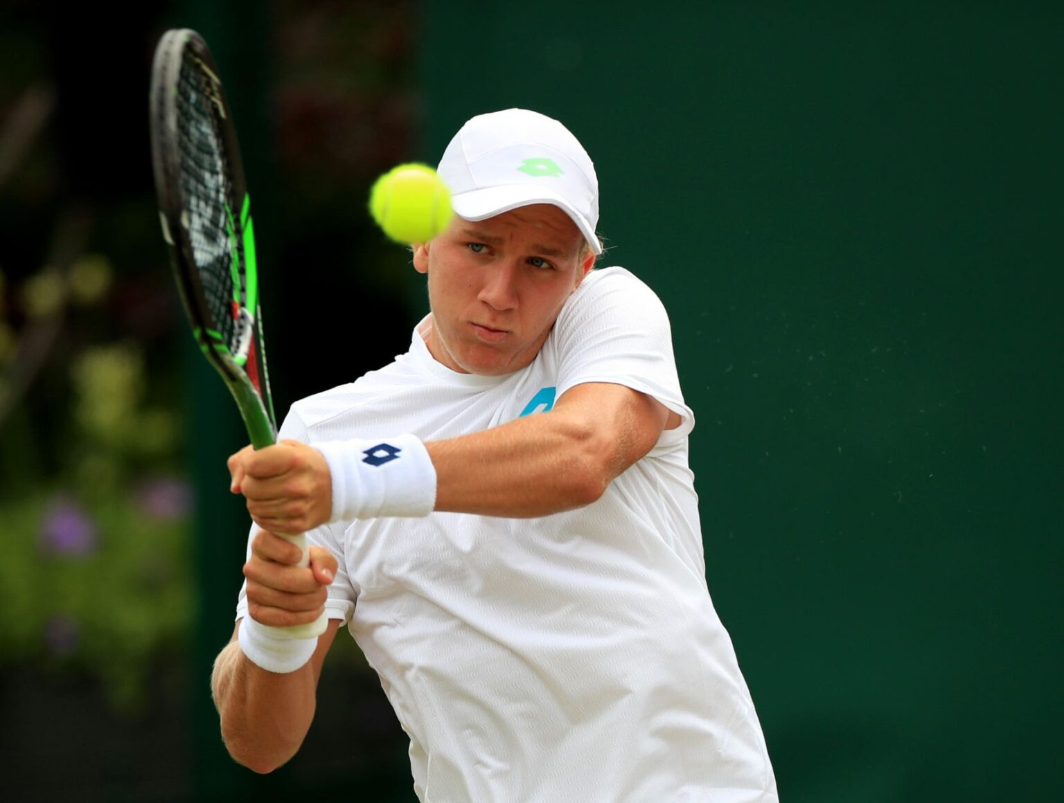 Filip Jianu va juca cu trofeul de la Milano pe masă