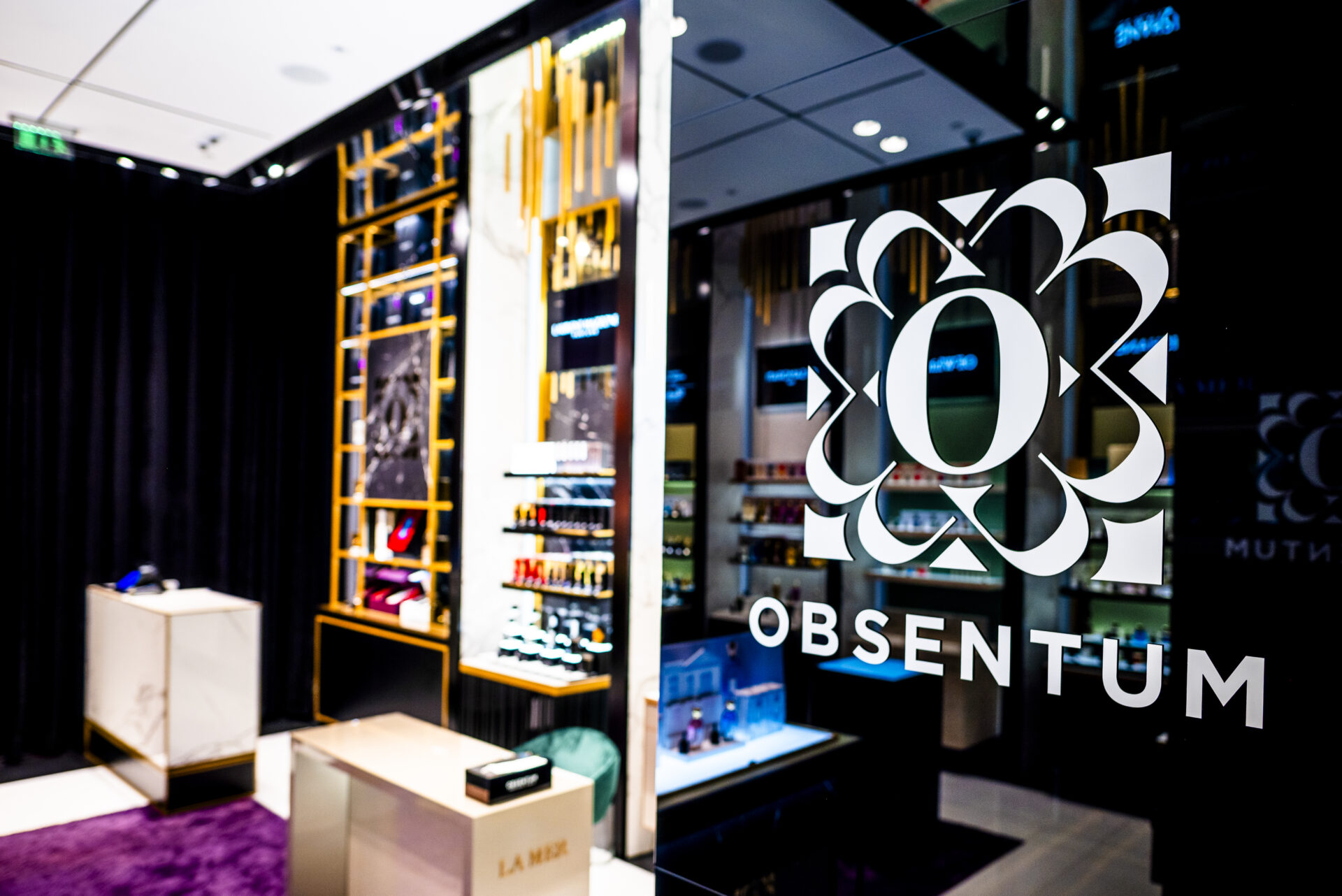 OBSENTUM a deschis oficial magazinul din Promenada Mall Craiova