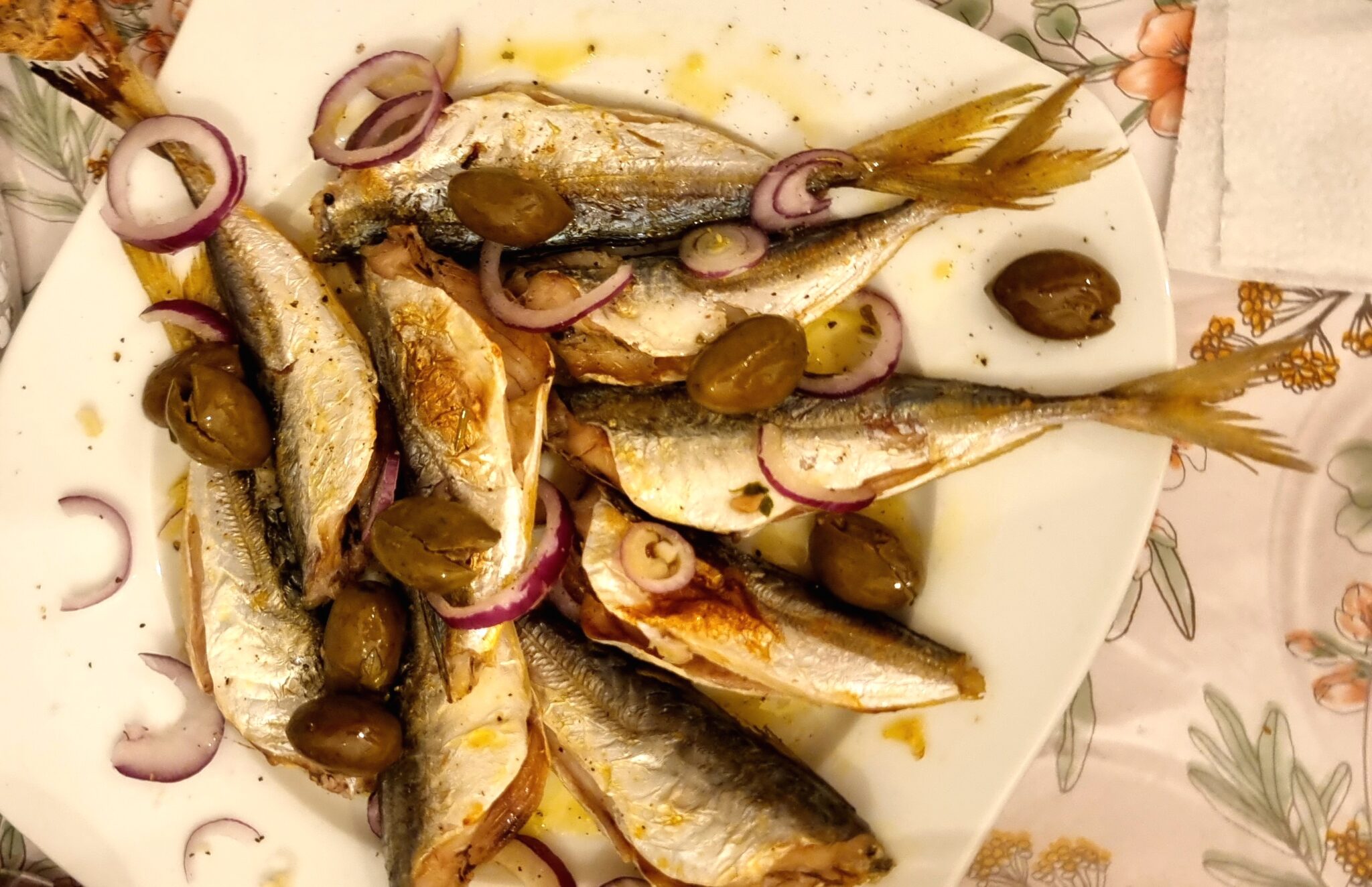 Stavrid savuros la cuptor, cu rozmarin și lămâie - GAZETA de SUD