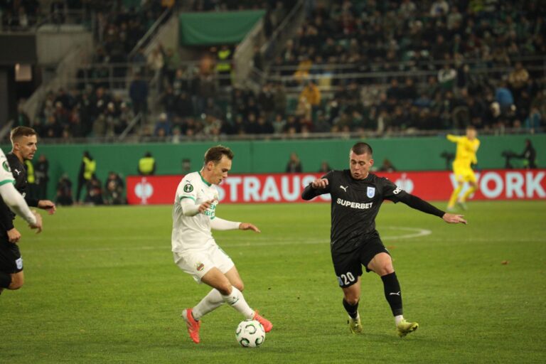 Rapid Viena - U Craiova 0-1 / Știința a făcut un meci URIAȘ