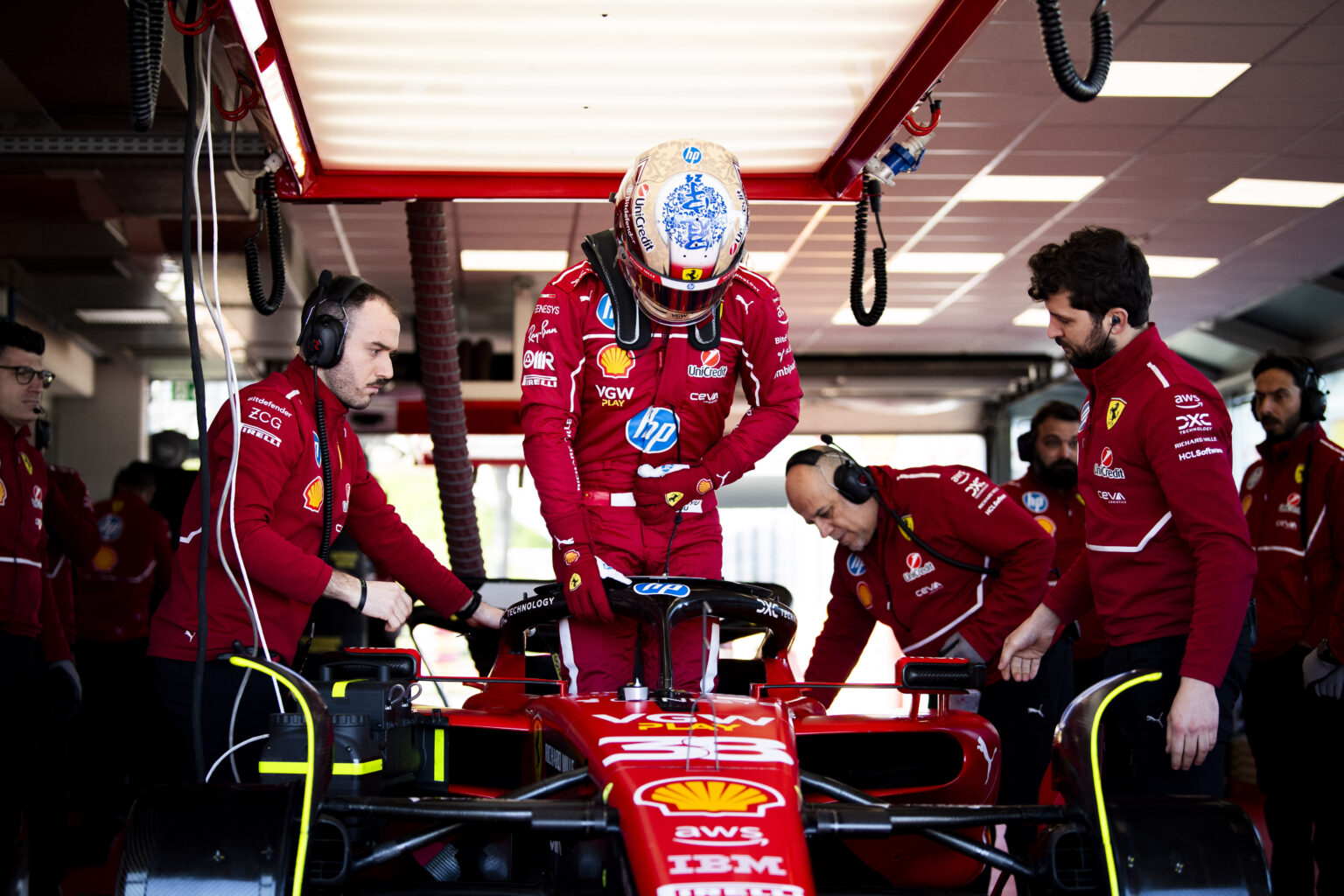 Ferrari a anunțat, oficial, despărțirea de un pilot