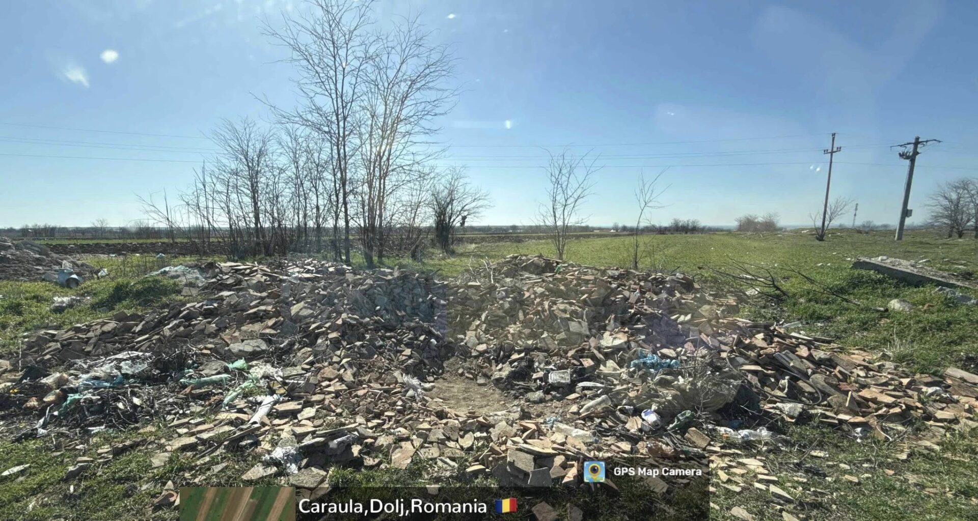 Gunoaie abandonate pe domeniul public, la Caraula. Garda de Mediu a ...