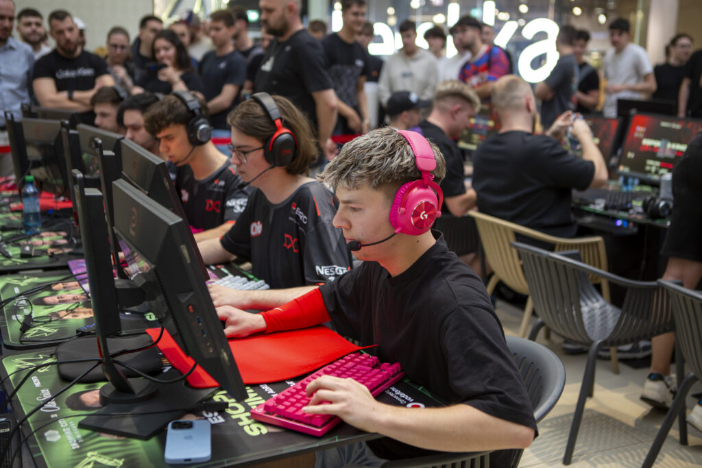 Promenada Craiova găzduiește competiția Esports Kings și lansează ...