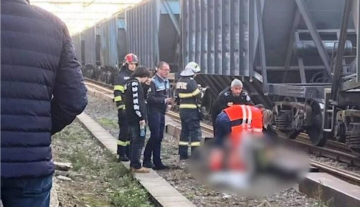Un copil de 12 ani a fost electrocutat după ce s-a urcat pe un vagon